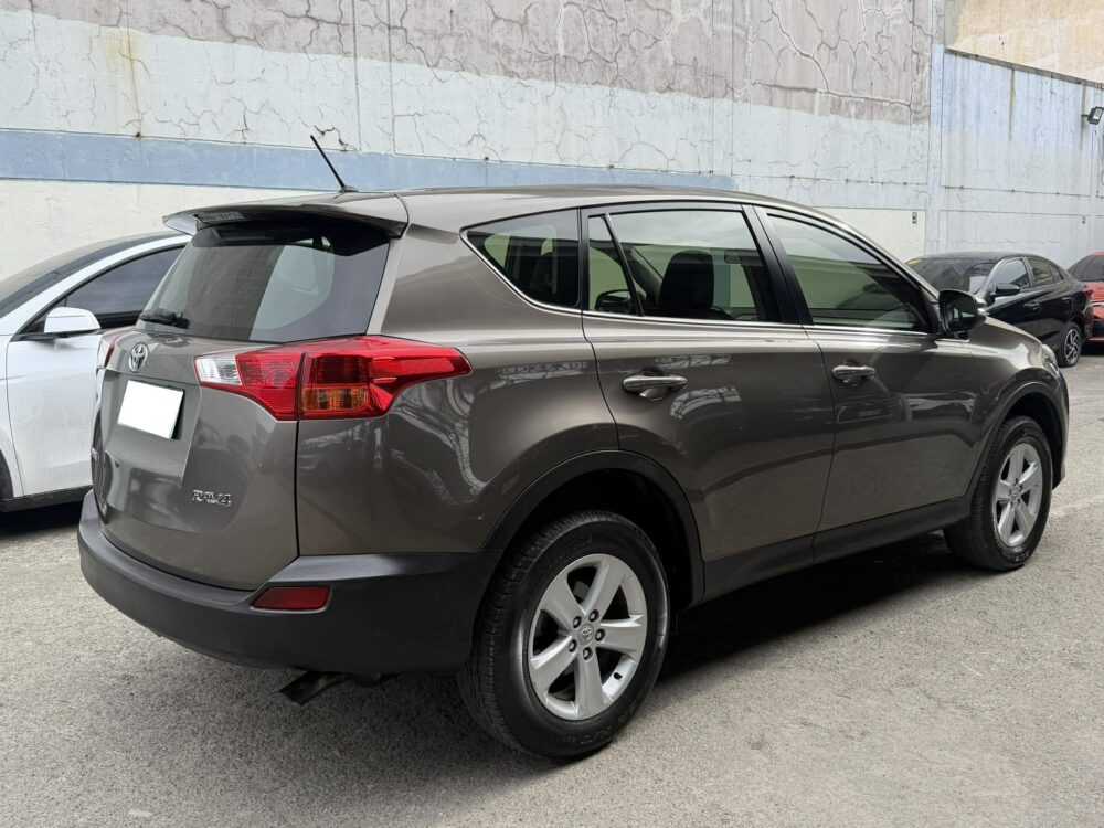 2013 TOYOTA RAV 4 2.5L 4×2 AUTOMATIC TRANSMISSION – Five Aces Cars Cebu